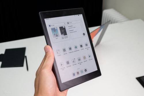 Trên tay Boox Tab Mini C: tablet E Ink nhỏ gọn với màn hình màu